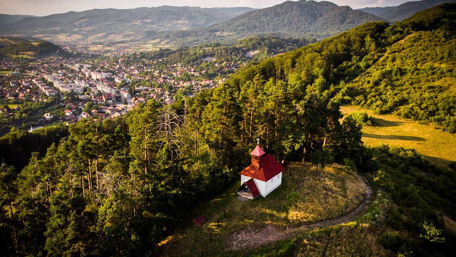 Capela romano-catolică de pe Dealul Căpâlna